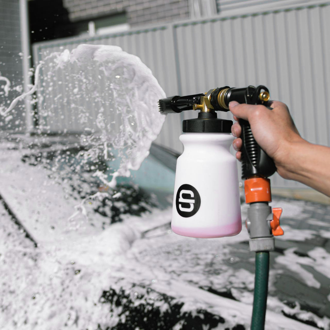 Which Snow Foam Applicator Is Best For You? | – Snow Foam Australia